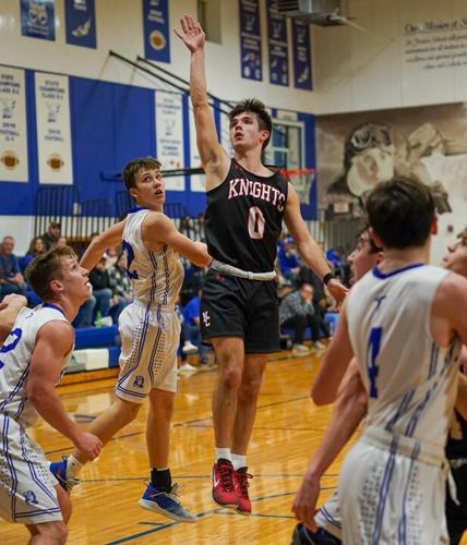 No. 4 Norfolk Catholic soars over St. Francis | Select ...