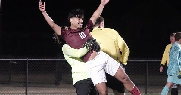 Norfolk hits PKs to outlast Kearney in top-10 matchup | Select ...