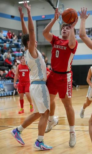 Plainview boys, Summerland girls win close contests | Select ...