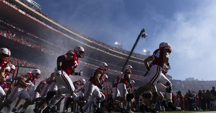 Nebraska overcomes injuries, adversity to defeat Northwestern | Select ...
