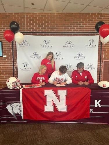 Bauer puts pen to paper as he signs on with Nebraska | Sports ...