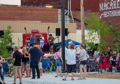 Dueling Pianos to be featured at Downtown Norfolk concert | News ...