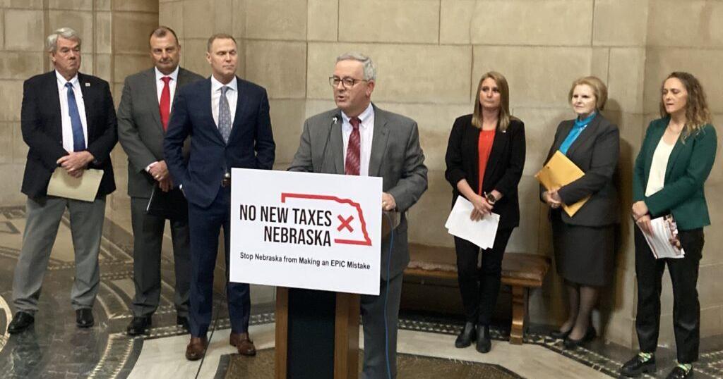 Epic battle over taxes shaping up, with one group warning against an ...