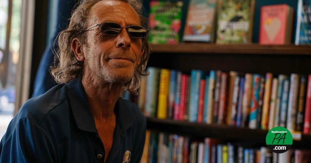 Otto Bookstore features works of internationally acclaimed artist Simon ...