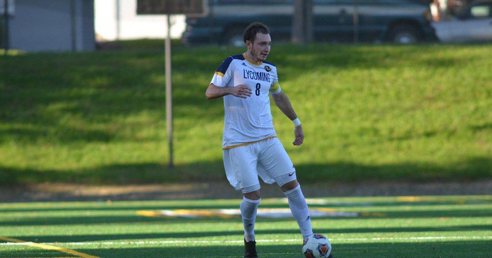 Men's Soccer - Webb leads Warriors to ninth-straight win | Sports ...