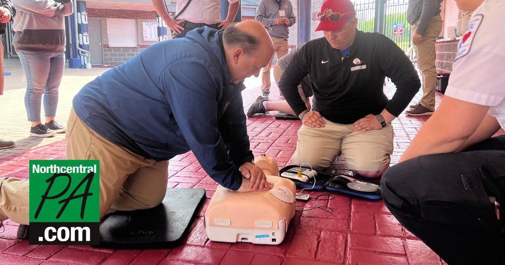 UPMC program educates bystanders about emergency response | Life ...