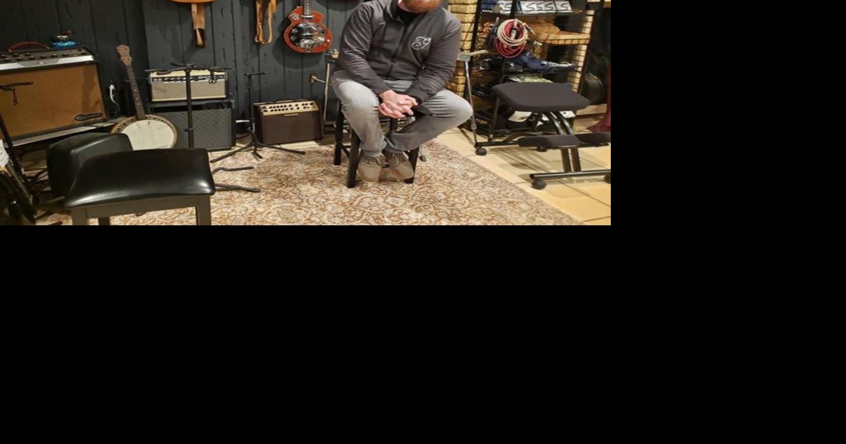 Sean Farley and Colonel Ricketts team up for a virtual Happy Hour ...