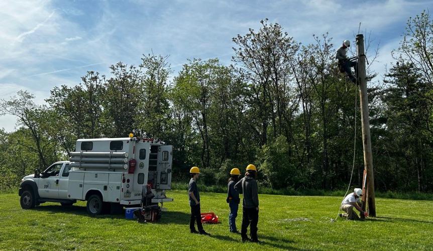 PPL Electric Utilities hosts SUN Tech students for industry tour | Business | northcentralpa.com