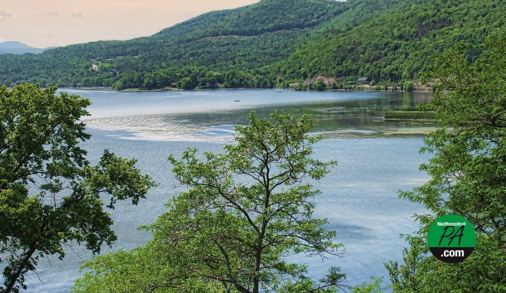 Wreckage of 1971 jet crash found in Lake Champlain | News ...