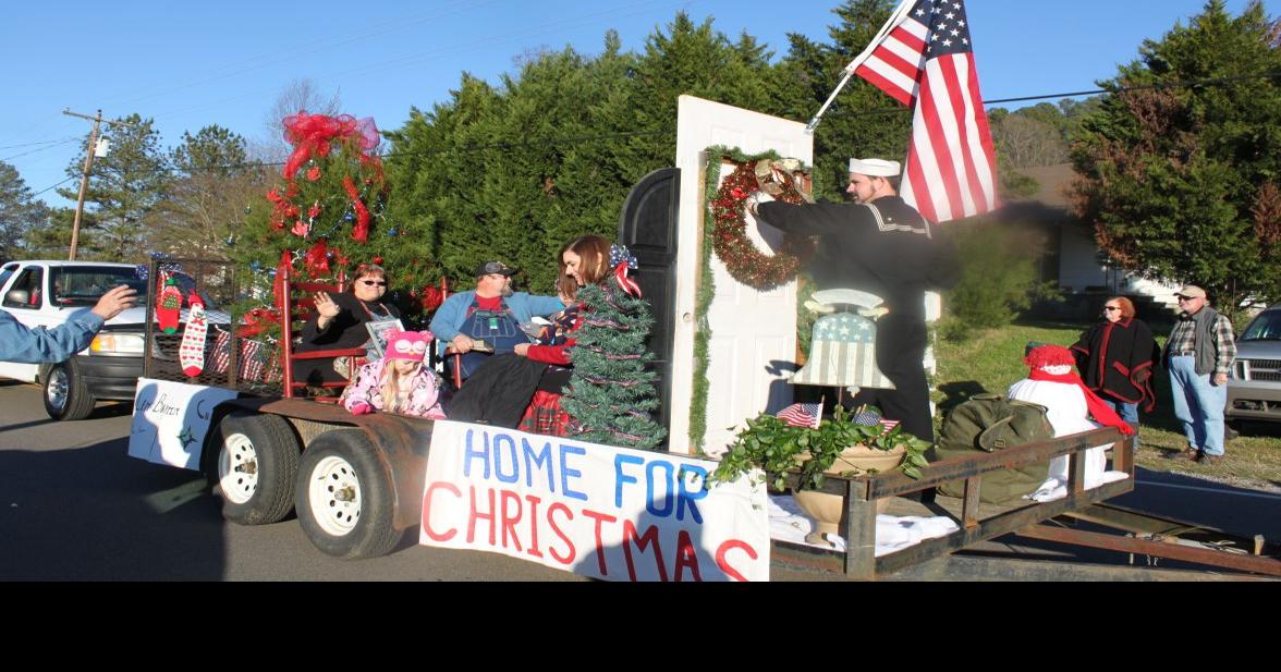 Christmas parade at Rock Run | Cherokee County | northwestgeorgianews.com
