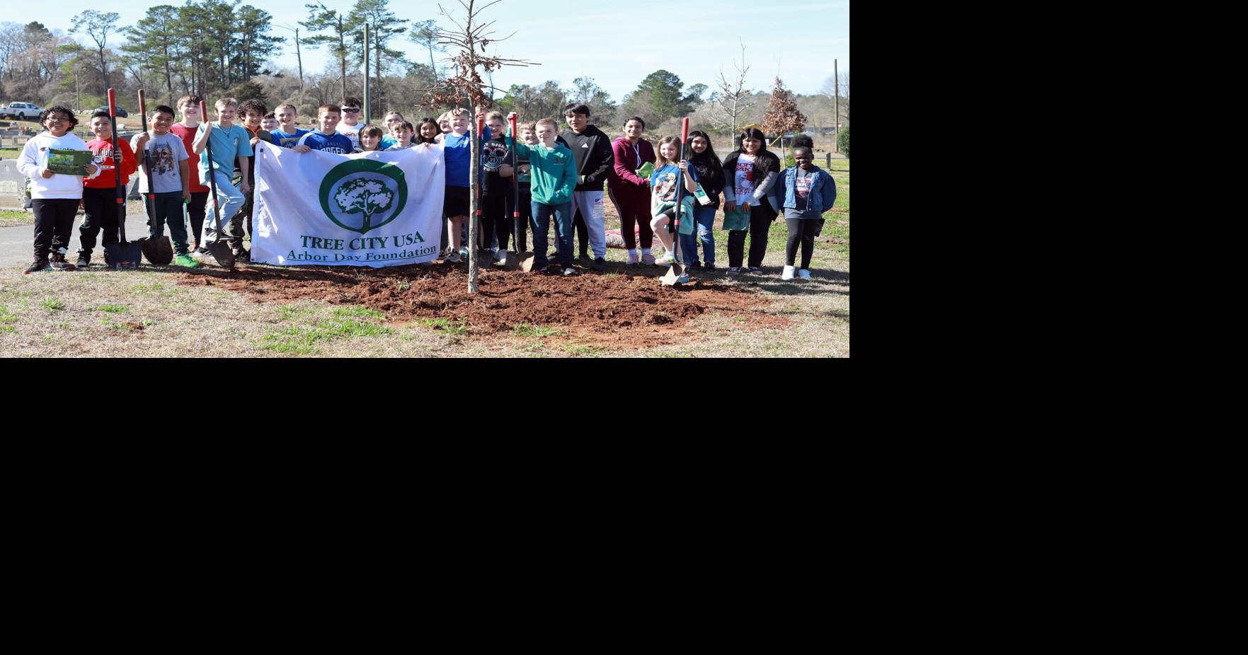 Cedartown marks Georgia Arbor Day with completion of Northview Cemetery ...