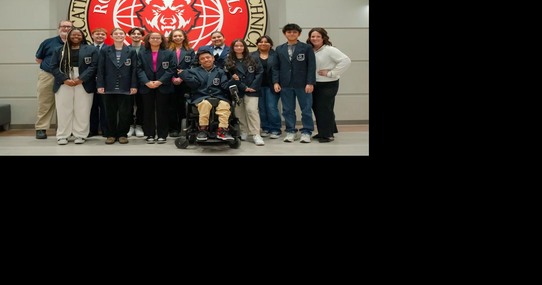 12 Rome High School DECA Students Head To International Conference ...