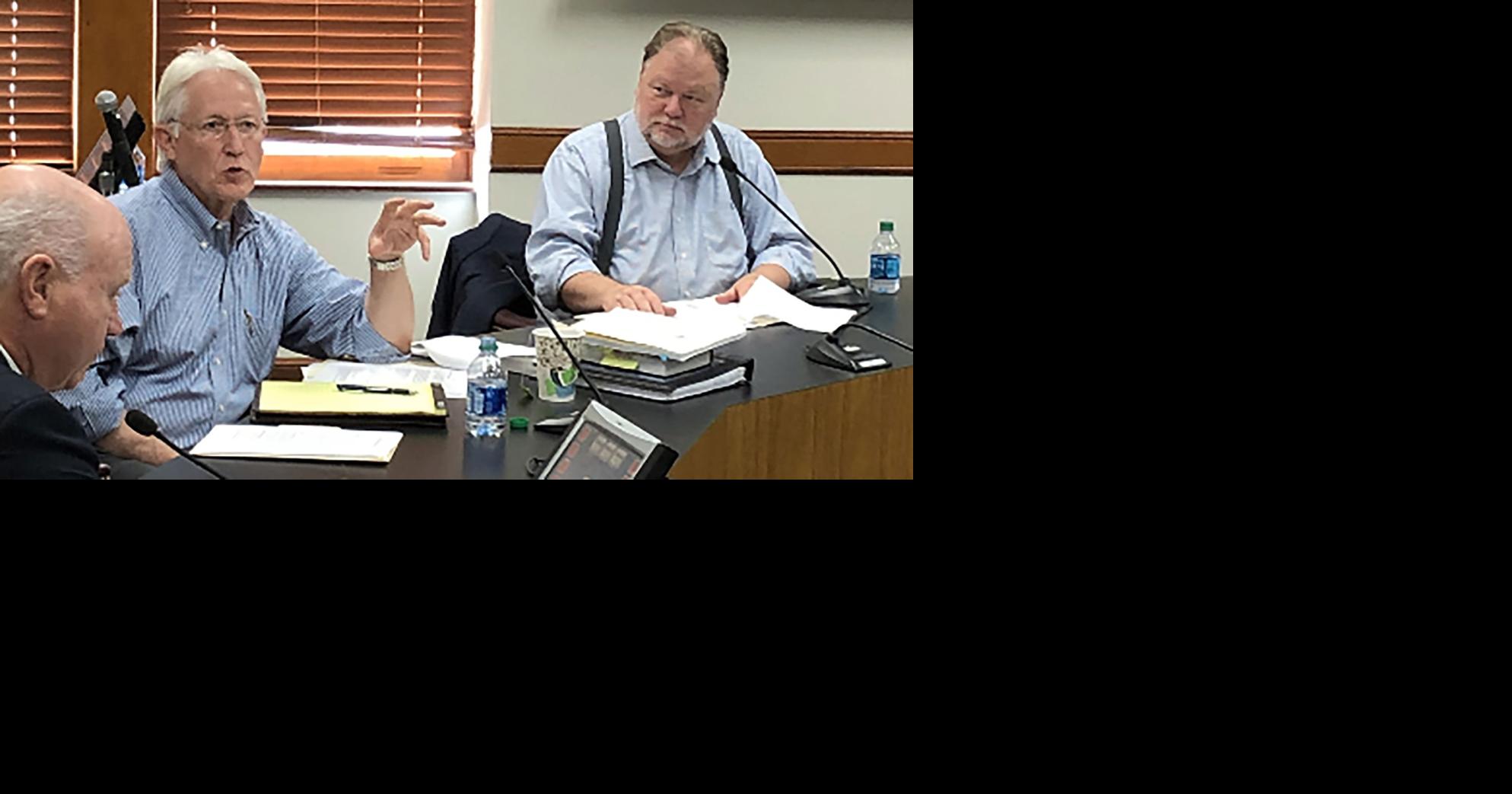 Sen. Jeff Mullis participates in meeting to discuss reconvening ...