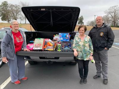 PREA helps Rockmart Police's Christmas is for Kids program | Local ...