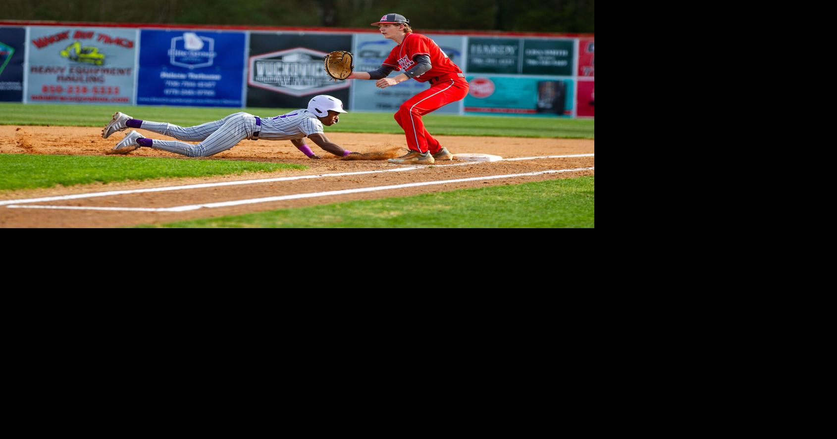 Pepperell's Cooper Middleton and Darlington's Myles Twyman ...