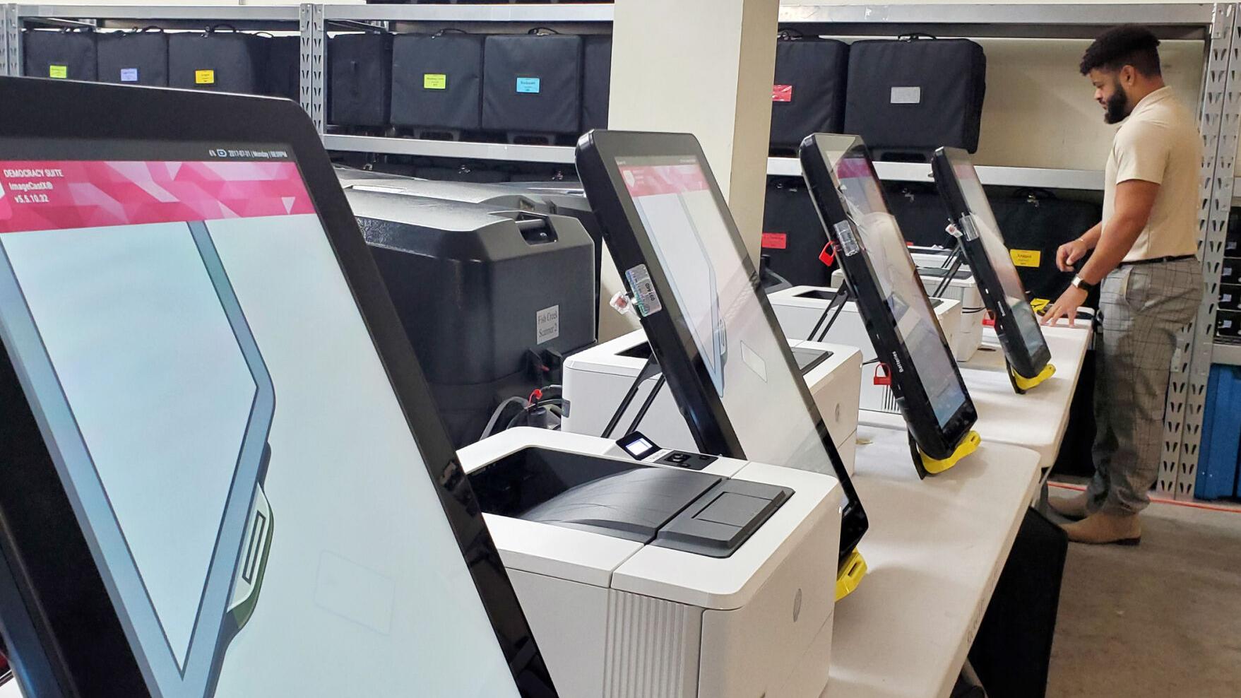 Miss Georgia 1988 Frances Frazier honored with exhibit at Rome Area ...