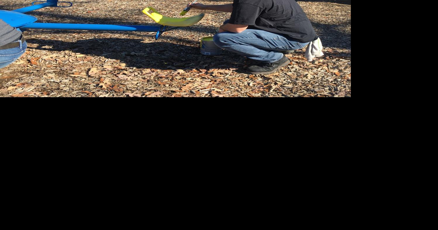 Roper Corp. donates $10,000 for new playground set in LaFayette ...