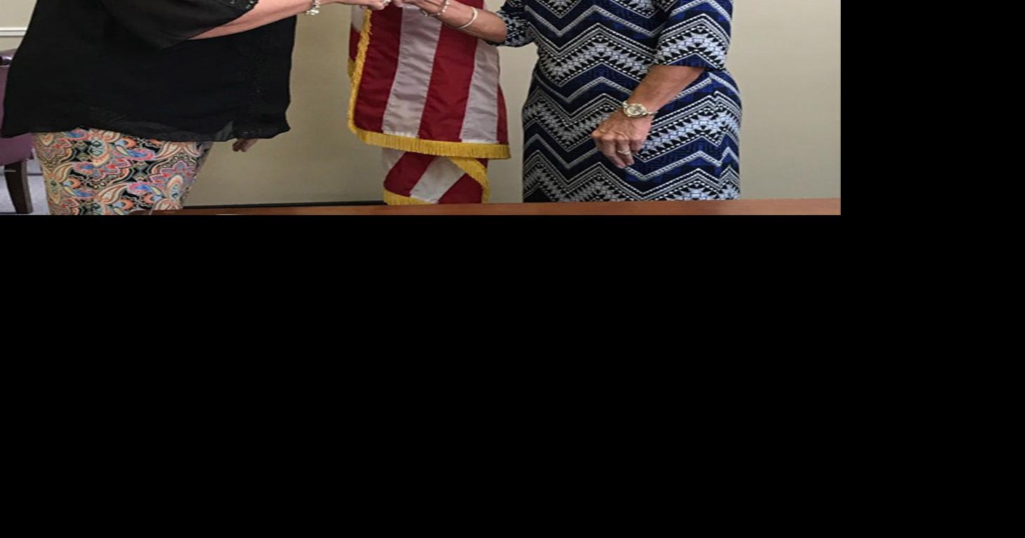 Judy Wiggins gets sworn in for school board service | Local ...