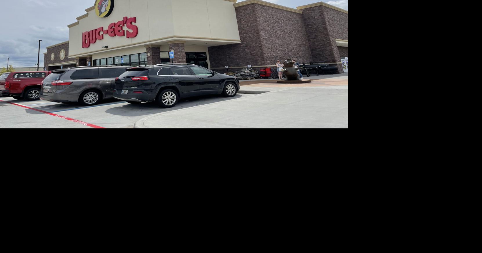 Buc-ee's, after one year in Calhoun, is a regional hit with that brisket, those nuggets and ...