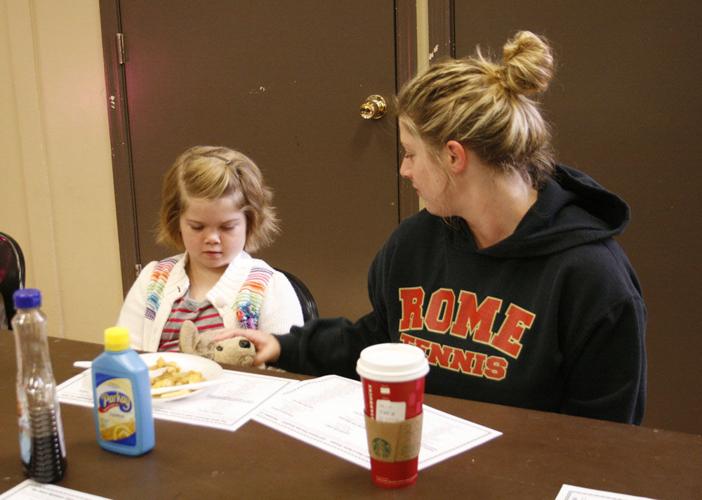 Noon Optimist 2014 pancake breakfast | Gallery | northwestgeorgianews.com