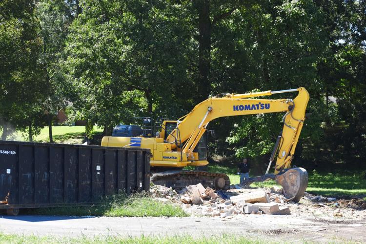 Demo begins for intersection redesign | Local | northwestgeorgianews.com