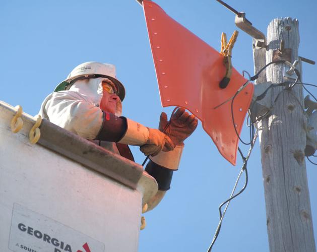 Georgia Power fixes power lines | Gallery | northwestgeorgianews.com