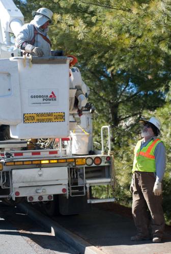 Georgia Power fixes power lines | Gallery | northwestgeorgianews.com
