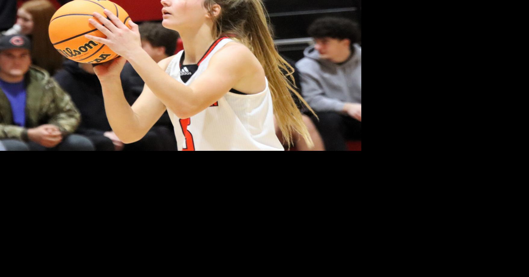 BASKETBALL: Lady Dawgs Pick Up Two Region Wins | Sports ...