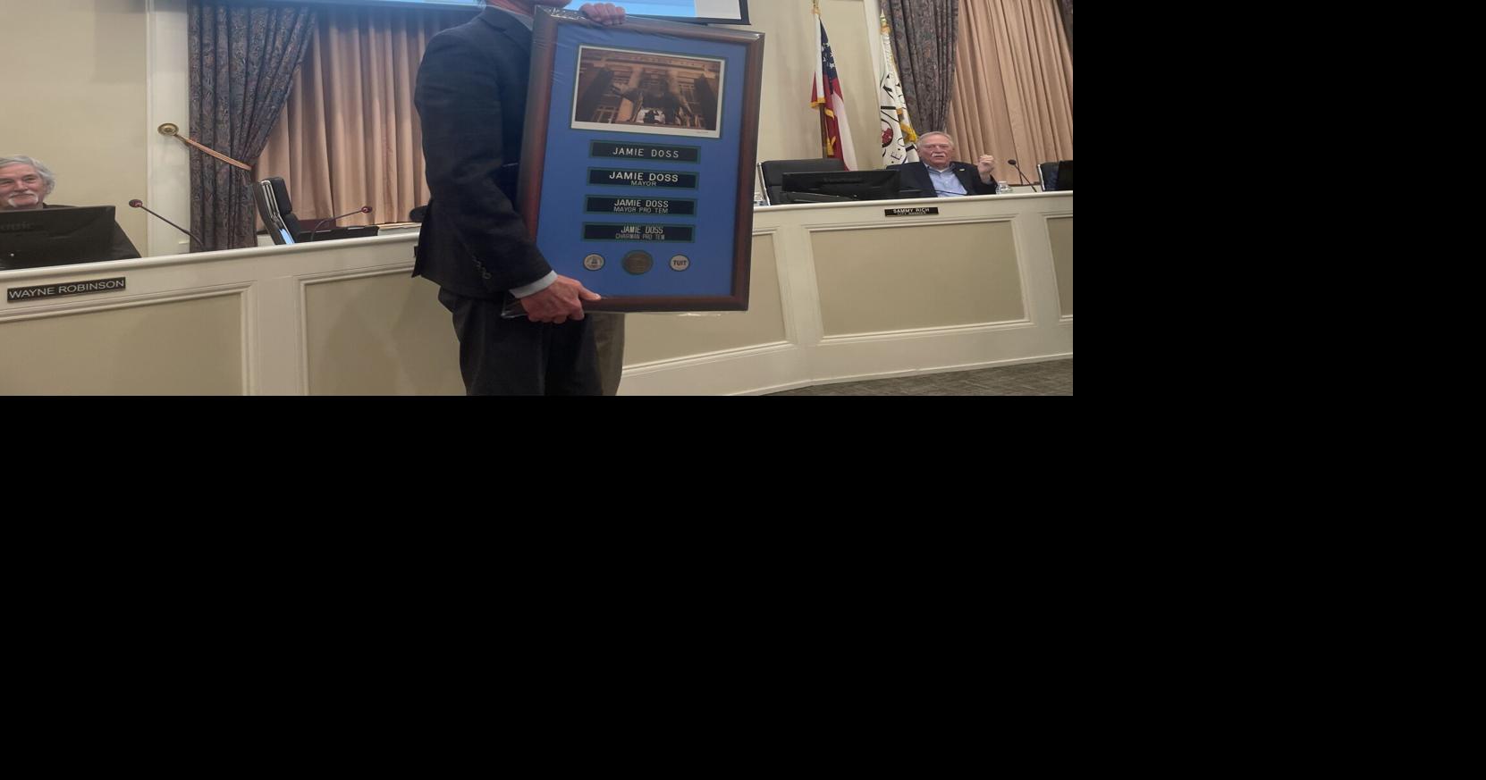 Doss says goodbye after three decades on Rome City Commission | Local ...