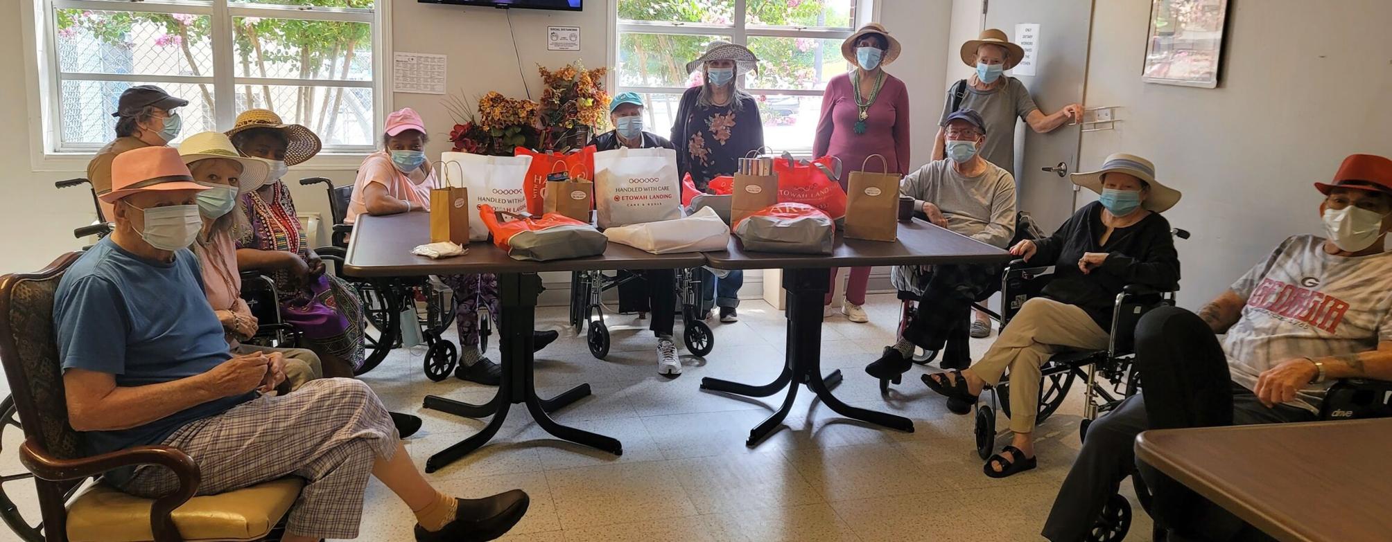 Etowah Landing residents donate school supplies to Anna K. Davie ...