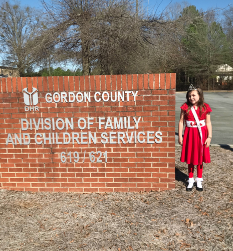 Miss Poppy visits Gordon County DFCS | Gordon Life ...