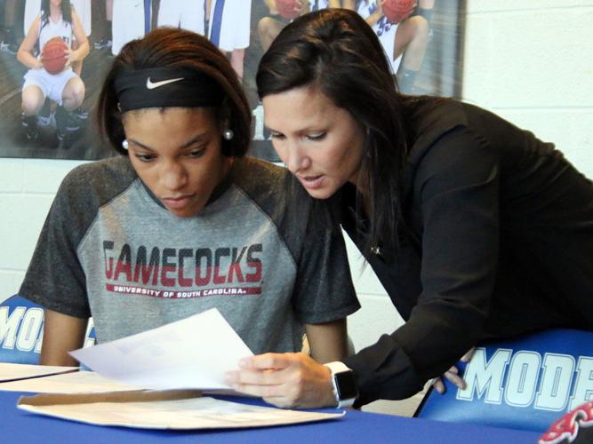 Victaria Saxton signs with South Carolina | Gallery ...