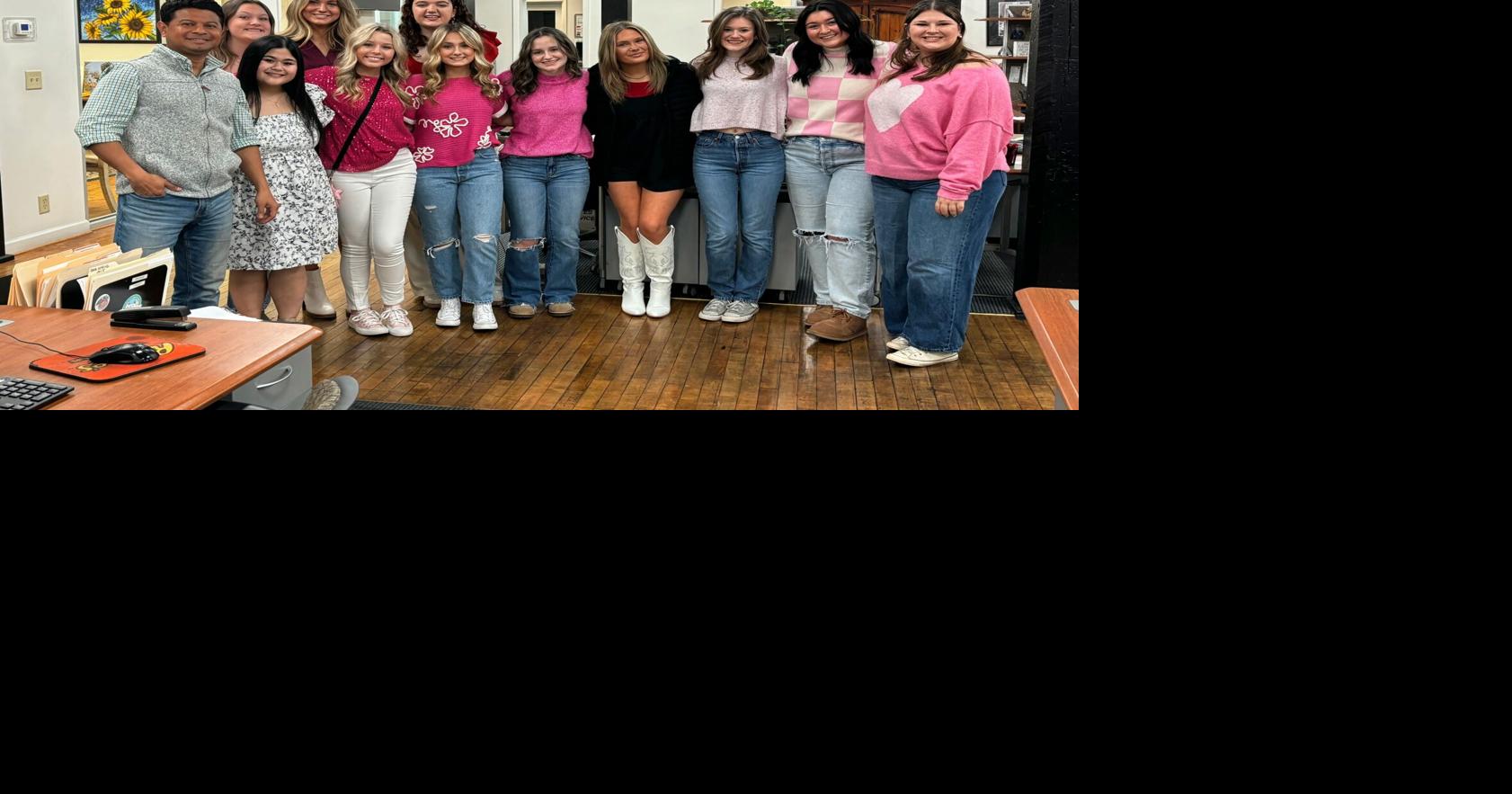 Armuchee High Yearbook Staff Tours Rome News-Tribune | Education ...