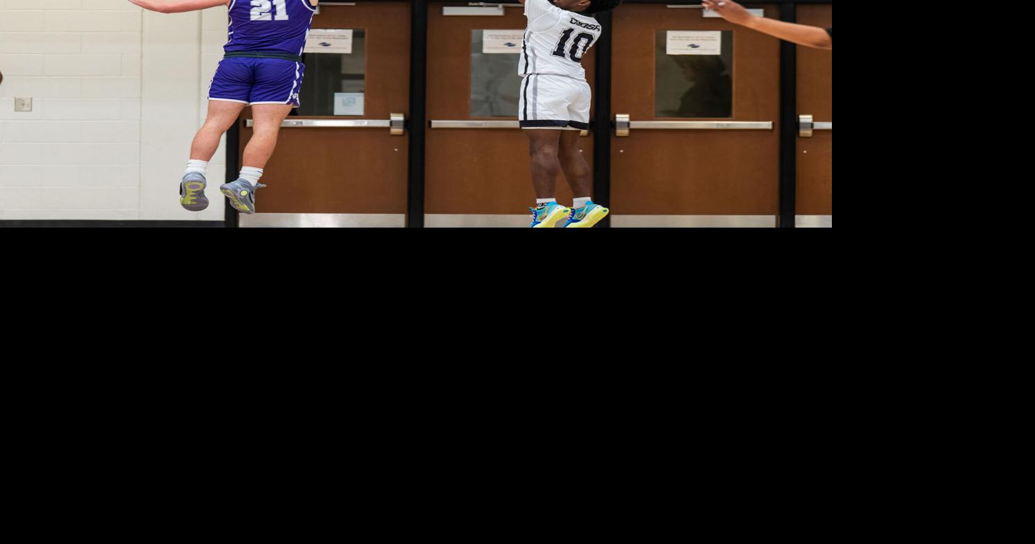 Coosa's Jamarion Bryant and Darlington's Mackay Rush ...