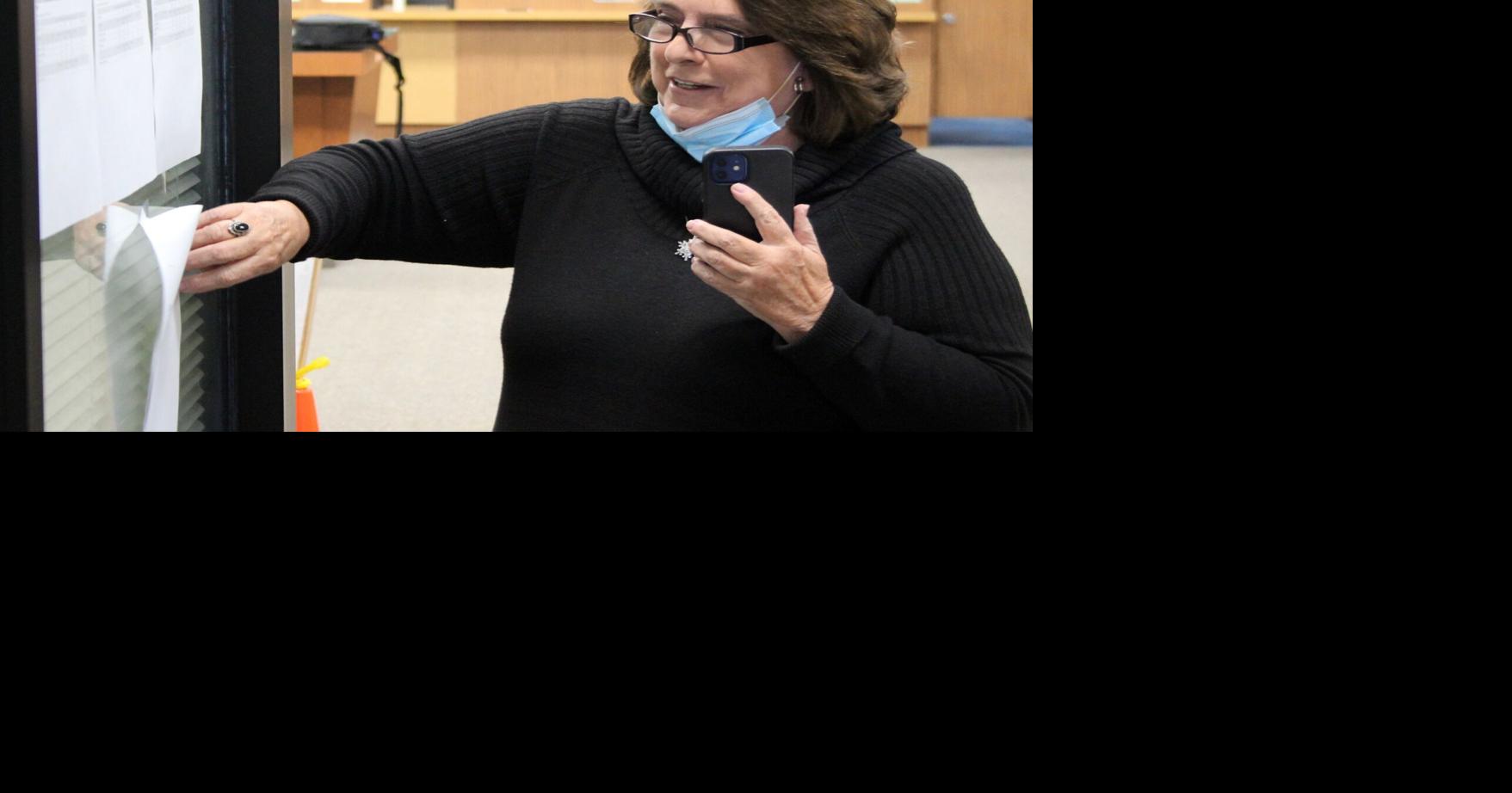 Liles defeats Clark for county commission seat | Local ...