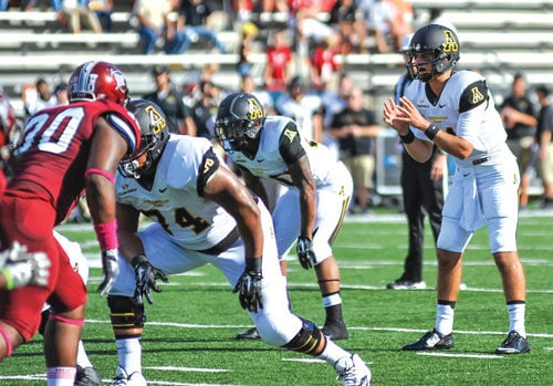 College Football: Freeman helps Wolves to win; Lamb leads Mountaineers ...