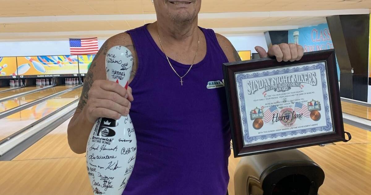 Longtime league bowler given lifetime achievement award | Hometown ...