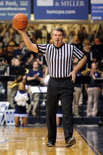 COLLEGE BASKETBALL: Rome's Shows both a banker, whistle blower | Local ...