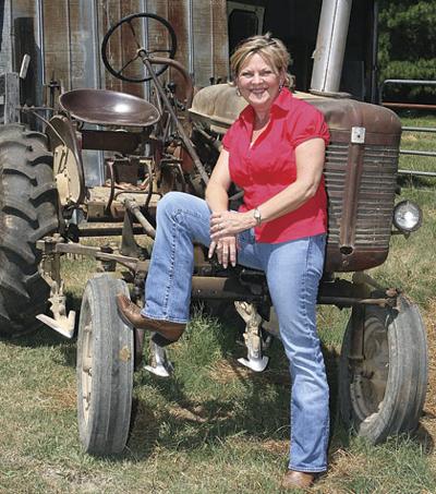 Portrait: Lynn Plunkett | Archives | northwestgeorgianews.com