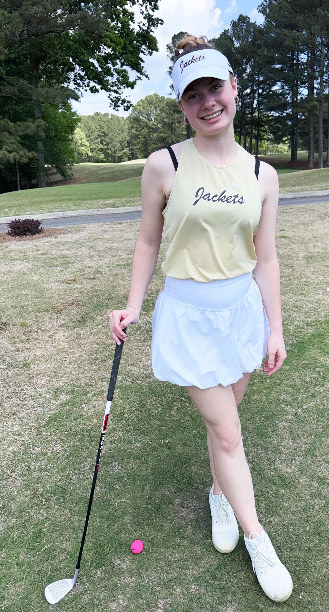 Lady Jackets lift the trophy: A senior's final round, team's perfect ...