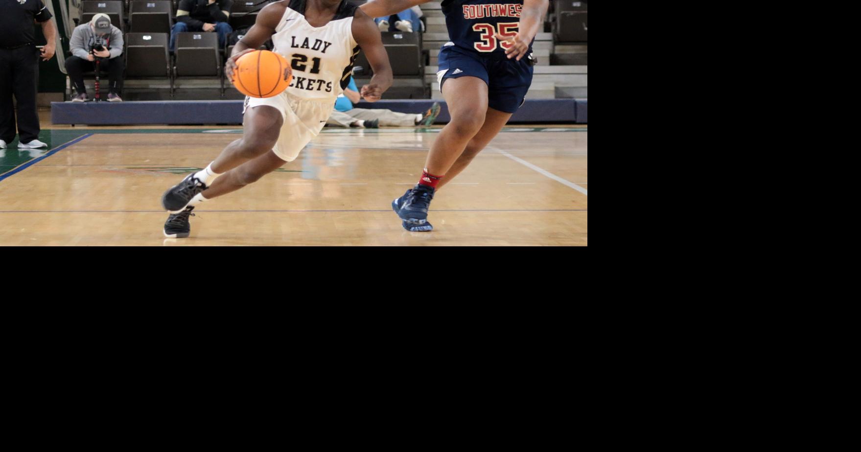 Rockmart's Keyarah Berry earning offers heading into senior year ...