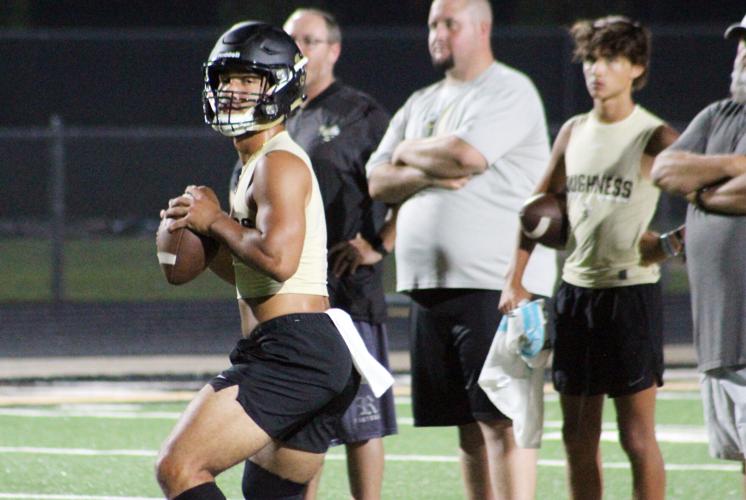 FOOTBALL: Rockmart Jackets wait out weather to gives fans a taste of ...