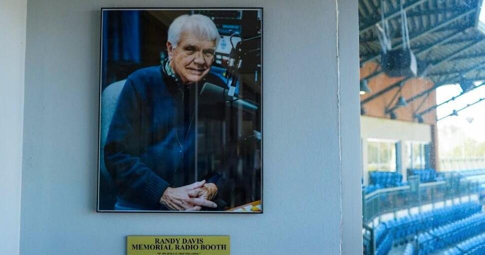 Rome Braves press box, radio booth named In memory of Randy Davis ...