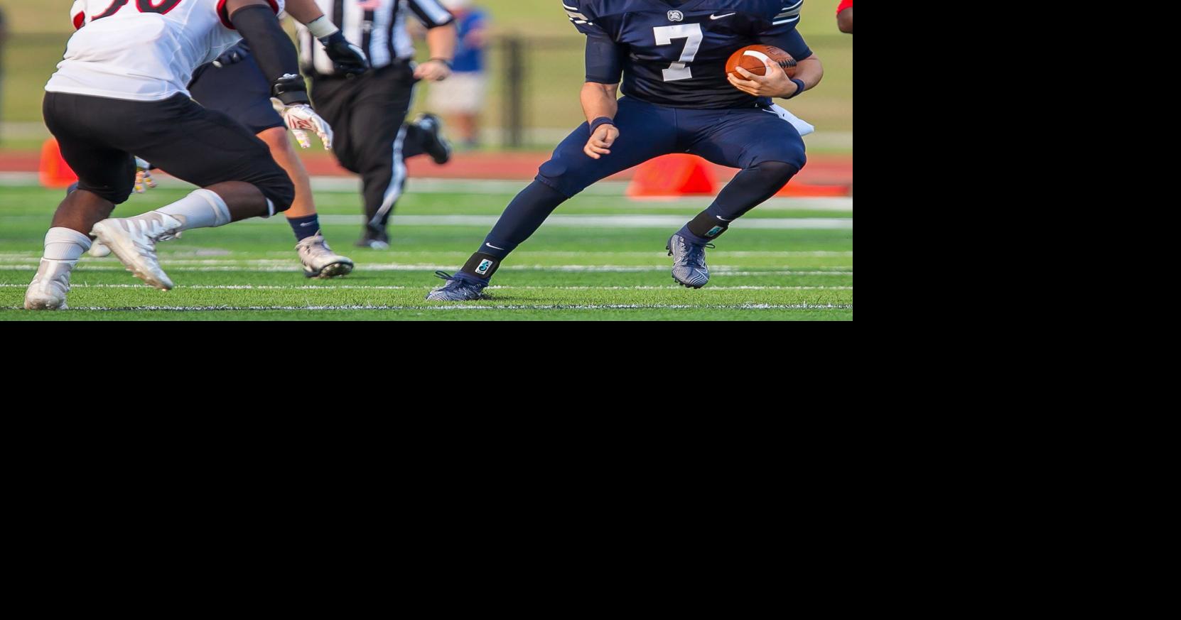 COLLEGE FOOTBALL: Berry cracks top 10 in weekly polls | Colleges ...