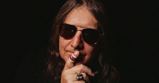 Drivin N Cryin front man Kevn Kinney to play Kingfisher Art Co. Jan. 28 ...