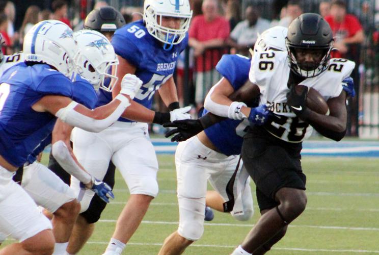 FOOTBALL: Rockmart gets good look at where it's at in first preseason ...