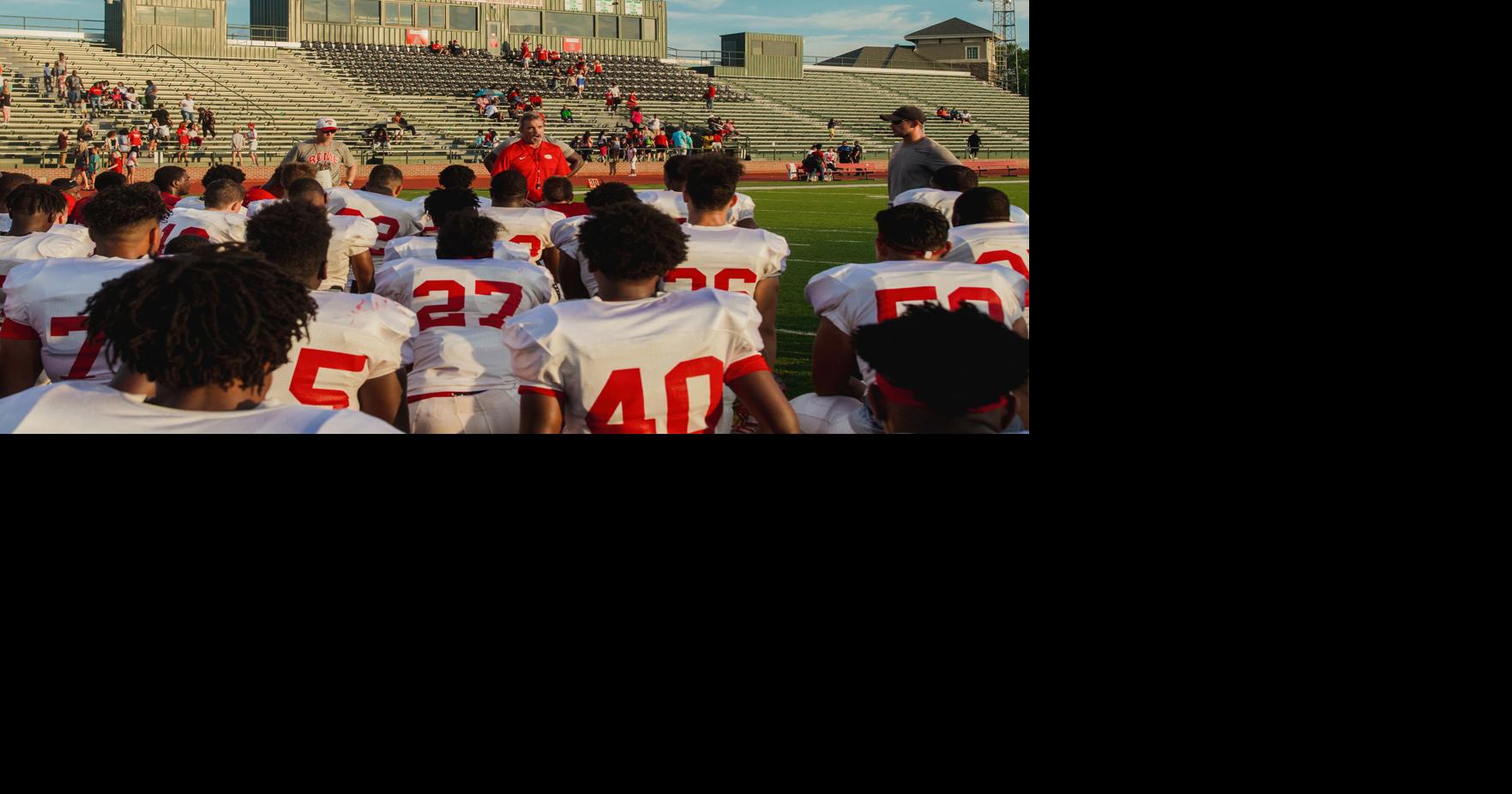 Rome Wolves scrimmage against New Manchester tonight at Barron Stadium ...