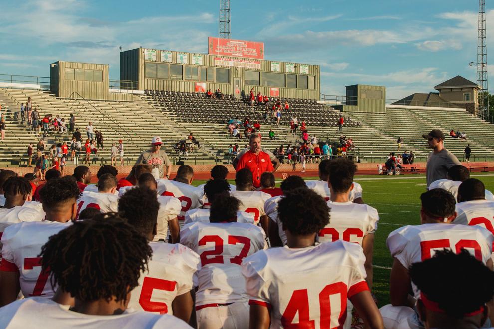 Rome Wolves scrimmage against New Manchester tonight at Barron Stadium ...