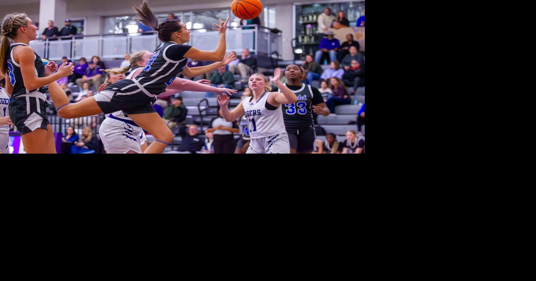 BASKETBALL: Blue Devils Defense Smothers Darlington | Sports ...