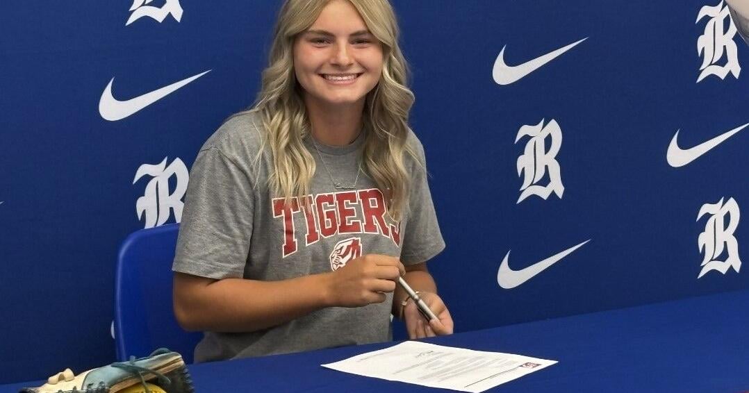 SOFTBALL: Coles set to play softball at UWA | Catoosa Walker News ...